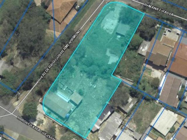 Terreno no Pilarzinho com 1599 m2 Ideal para construtores
