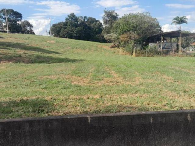 Terreno no Portal de Águas de São Pedro