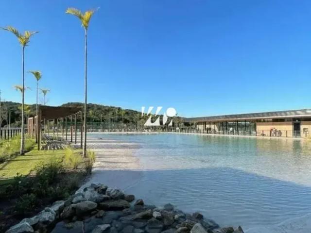 Terreno no Reserva da Pedra com 300 m² Fundos Lago mrt