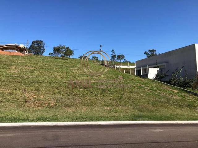 Terreno no Reserva São Francisco / Tapanhão / 1.000m²/ Jambeiro SP