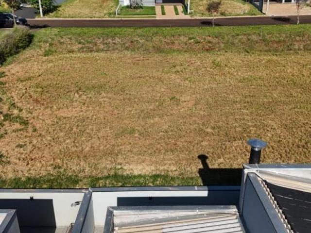 Terreno no Santa Marta com 261 m2 | É aqui na Imobiliária Rosa e Rangel