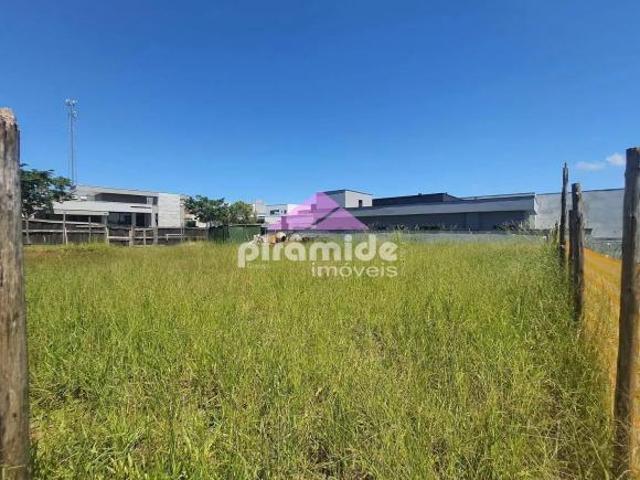 Terreno no Urbanova no Condomínio Colinas do Paratehy Norte em São José dos Campos