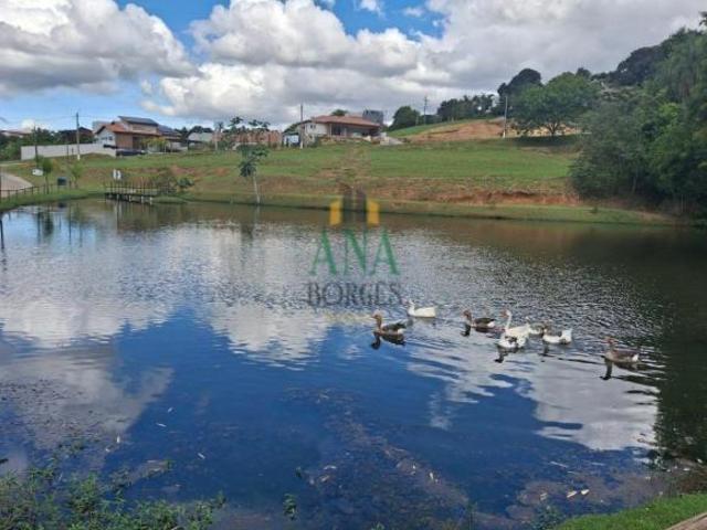 Terreno no Village Araçoiaba