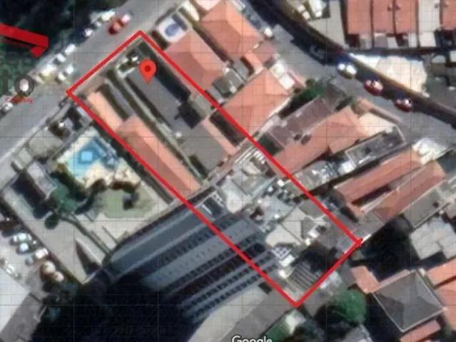 Terreno ótimo para construir prédio!