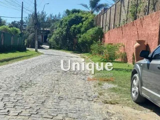 Terreno a 200m da Praia da Ferradura!