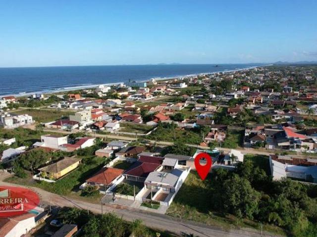 Terreno à 500 metros da praia