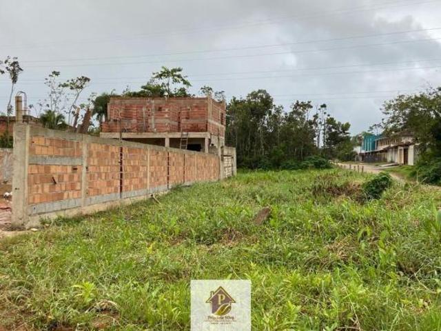 Terreno a 500m2 da praia do sapê