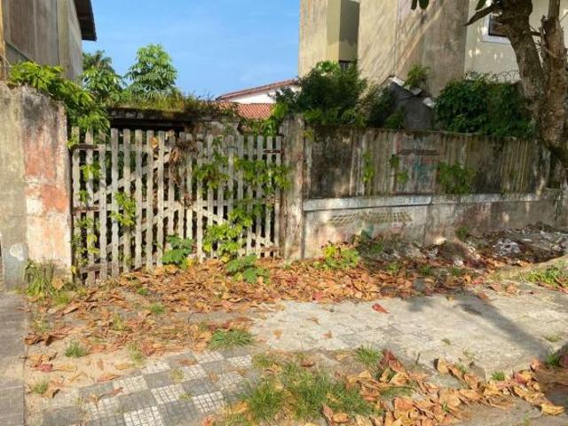 Terreno à 500m do mar em Peruíbe R$ 160.000,00