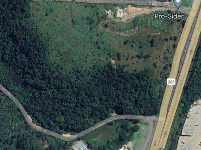Terreno a beira da Fernão Dias