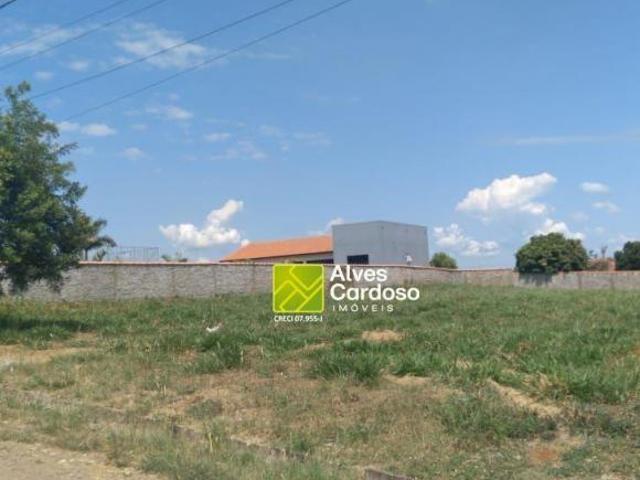 Terreno à venda, 1080 m² por R$ 130.000 Porangaba Porangaba/SP