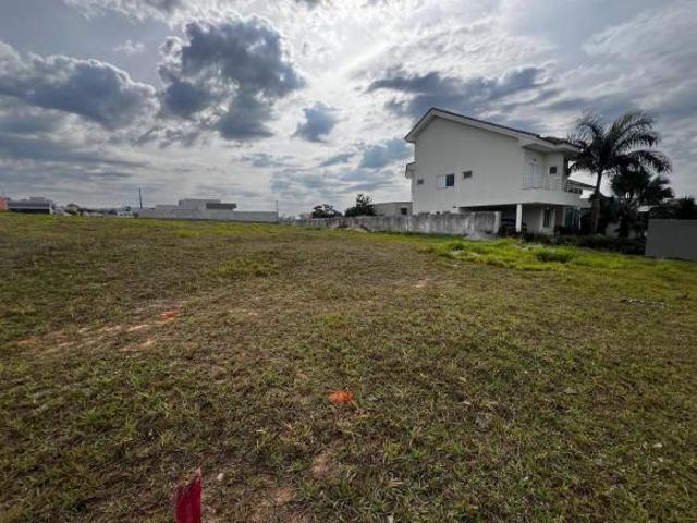 Terreno à venda, 1000 m² Condomínio Saint Charbel Araçoiaba da Serra/SP