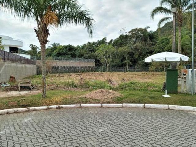 Terreno à venda, 1112 m² por R$ 1.500.000,00 Pernambuco II Guarujá/SP