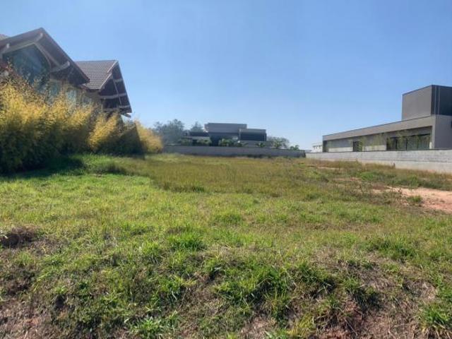 Terreno à venda, 1200 m² Condomínio Chácara Serimbura São José dos Campos/SP