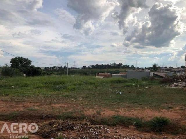 Terreno à venda, 137 m², sendo 5,5m x 25m, bem localizado no bairro por R$ 48.000 Jardim Ivone B