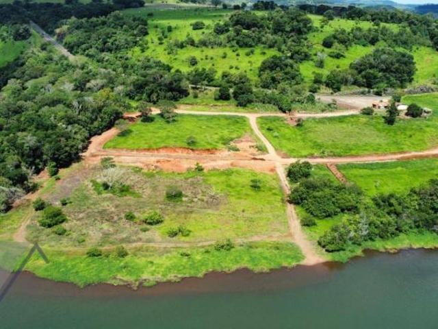 Terreno à venda, 1400 m² por R$ 150.000,00 Recanto Mattei Três Barras do Paraná/PR