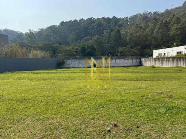 Terreno à venda, 1670 m² por R$ 6.500.000 Tamboré Barueri/SP