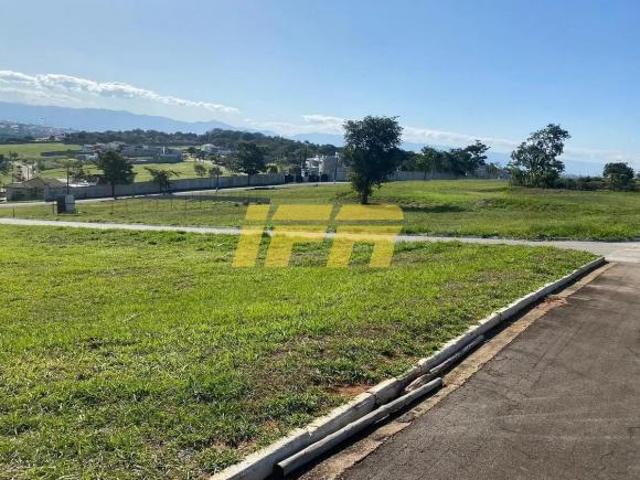 Terreno à venda, 1747 m² Chácara São Félix Taubaté/SP
