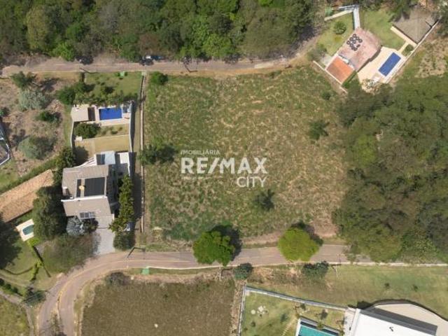 Terreno á venda 1.054m² Condomínio Serra dos Cristais Cajamar São Paulo