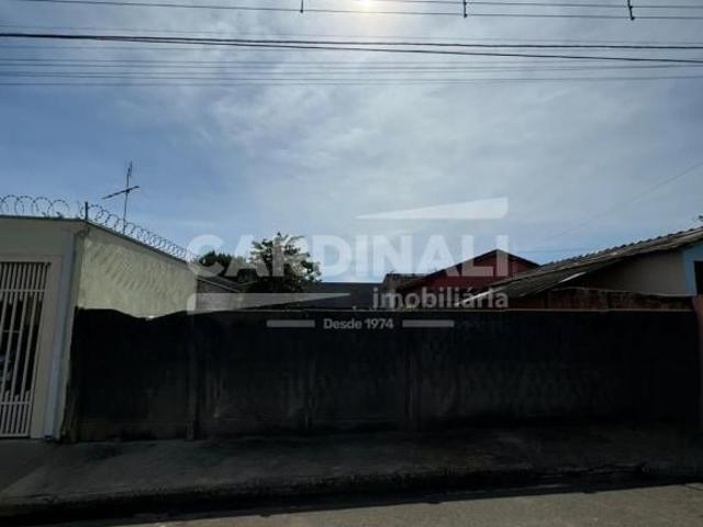 TERRENO À VENDA