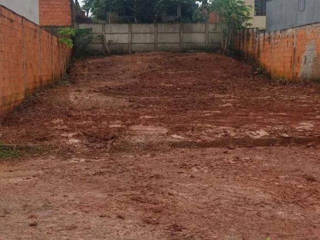 Terreno à venda, 200 m² por R$ 80.000,00 Lúcio Cardoso Curvelo/MG