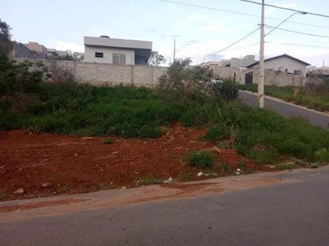 Terreno à venda, 200 m² por R$ 80.000,00 Parque de Exposições Varginha/MG