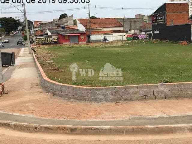 Terreno à Venda