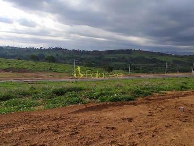 Terreno à venda 250M², Jardim Marlene Miranda, Taubaté SP