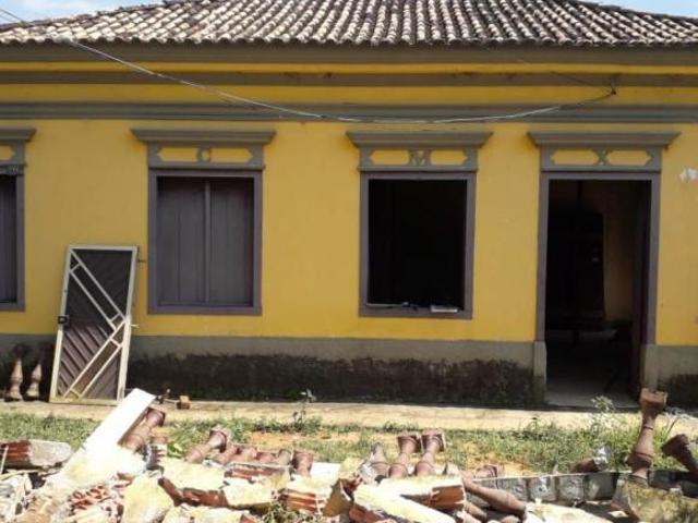 Terreno à venda, 2700 m² por R$ 1.485.000,00 Centro São Lourenço da Serra/SP
