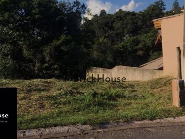 Terreno à venda, 2700 m² por R$ 500.000,00 Condomínio Porta do Sol Mairinque/SP