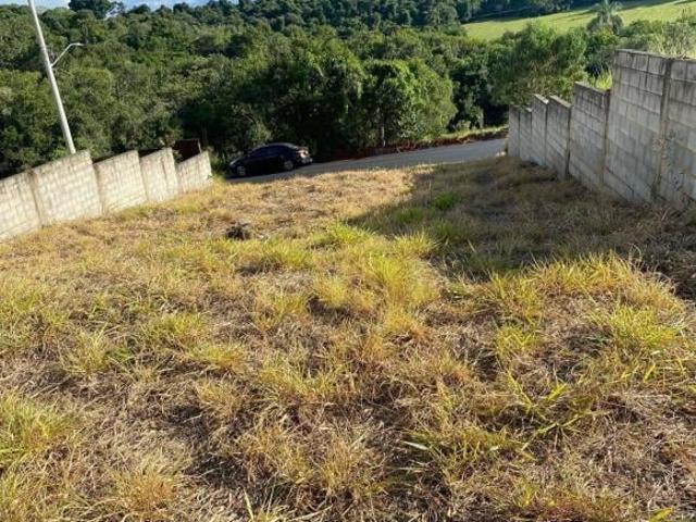 Terreno à venda, 300 m² por R$ 140.000,00 Vergani Pouso Alegre/MG