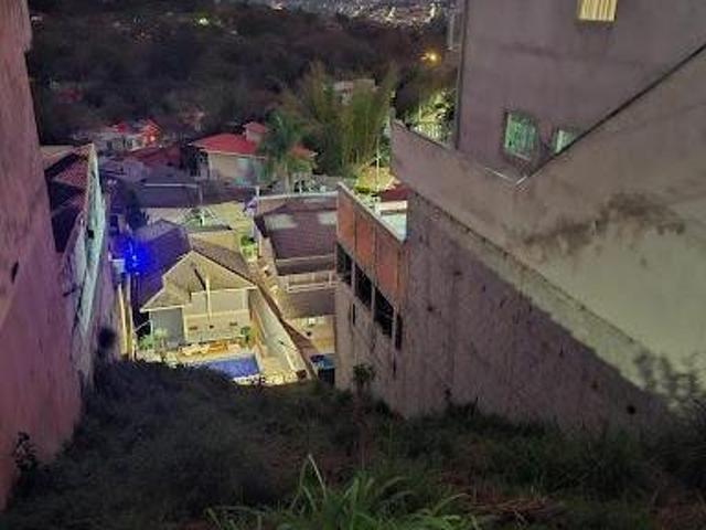 Terreno à venda, 300 m² por R$ 200.000,00 Parque Nova Jandira Jandira/SP