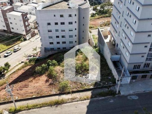 Terreno à venda, 300 m² por R$ 200.000 Residencial Veredas Poços de Caldas/MG