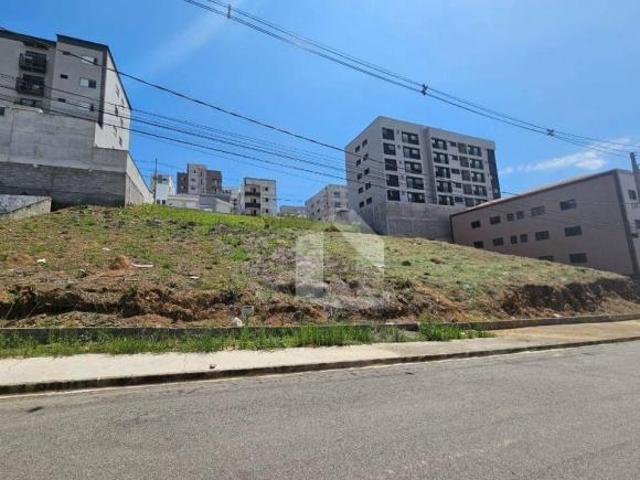 Terreno à venda, 300 m² por R$ 260.000,00 Summer Ville Poços de Caldas/MG