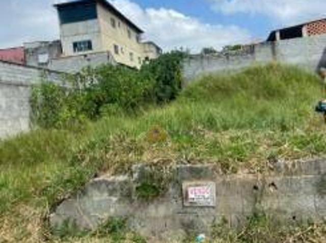 Terreno à venda, 300 m² por R$ 270.000 Jardim São Bernardino Suzano/SP