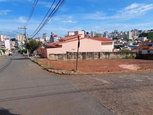 Terreno à venda, 300 m² por R$ 273.000,00 Antônio Caixeta Patos de Minas/MG
