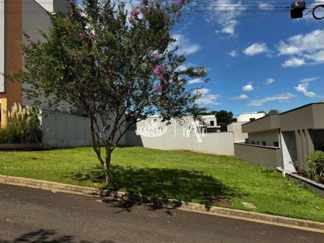 Terreno à venda, 300 m² por R$ 319.000,00 Royal Boulevard Residence &amp  Resort Ibiporã/PR