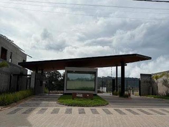 Terreno à venda, 300 m² por R$ 518.000,00 Centro São Roque/SP