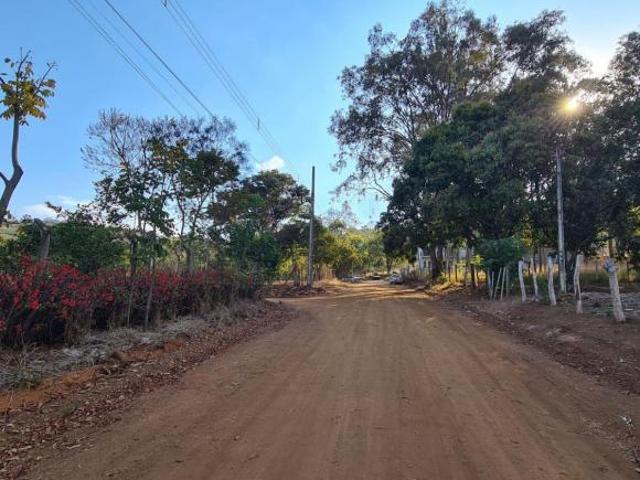 Terreno à venda, 300 m² por R$ 75.000,00 Bairro Central Mateus Leme/MG