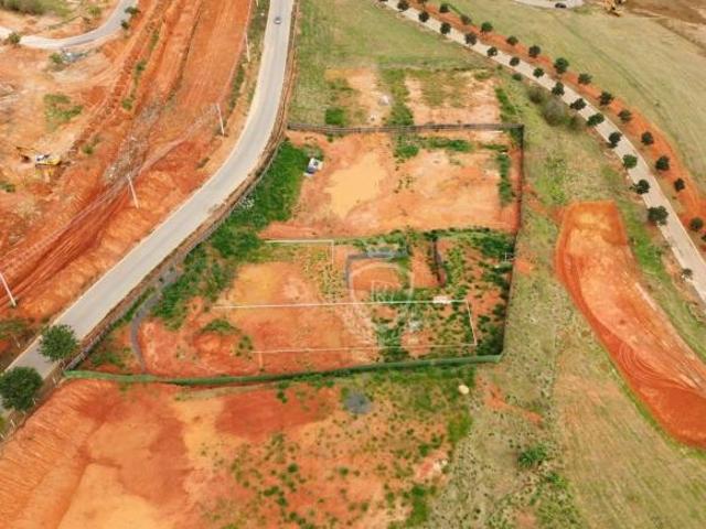 Terreno à venda, 3129 m² por R$ 5.634.000,00 Village Porto Feliz Porto Feliz/SP
