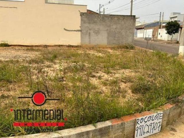 Terreno à venda 324,47 m2 são 2 lotes juntos cada lote 110 mil, comercial e residencial em boa local