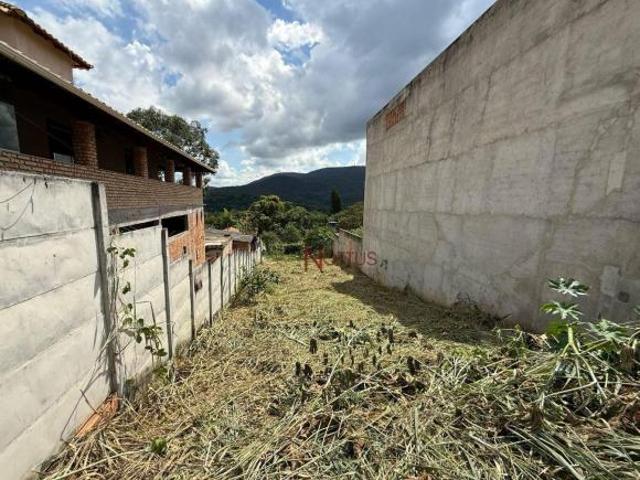 Terreno à venda, 328 m² por R$ 175.000 Centro Mateus Leme/MG