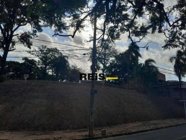 Terreno à venda, 3500 m² por R$ 1.700.000 Vila Barão Sorocaba/SP