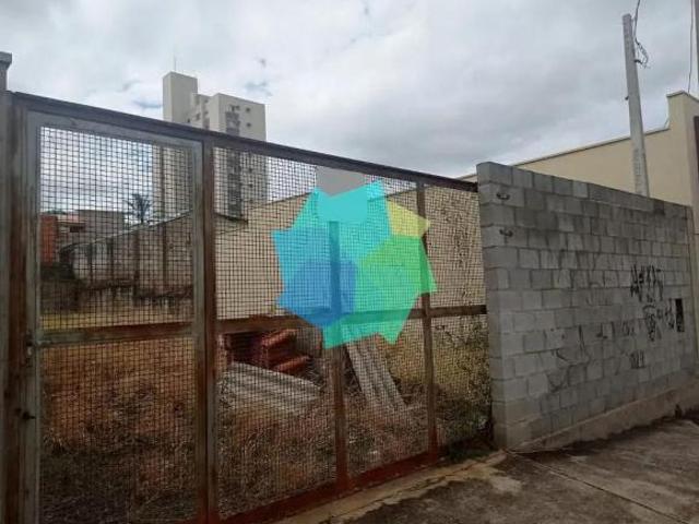 Terreno à venda, 350 m² por R$ 450.000,00 Centro Salto/SP