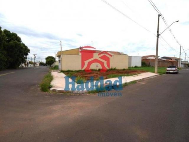 TERRENO Á VENDA