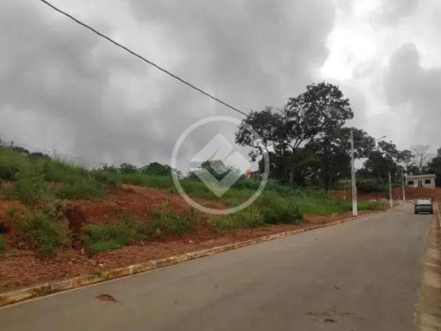 Terreno à venda 360 m2 no bairro Amadeus, excelente oportunidade para construir em uma das regiões