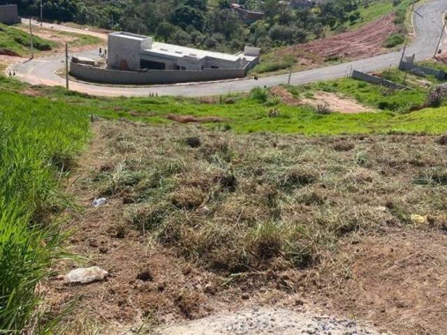 Terreno à venda, 360m² no Alto da Floresta em Bom Jesus dos Perdões/SP TE2418