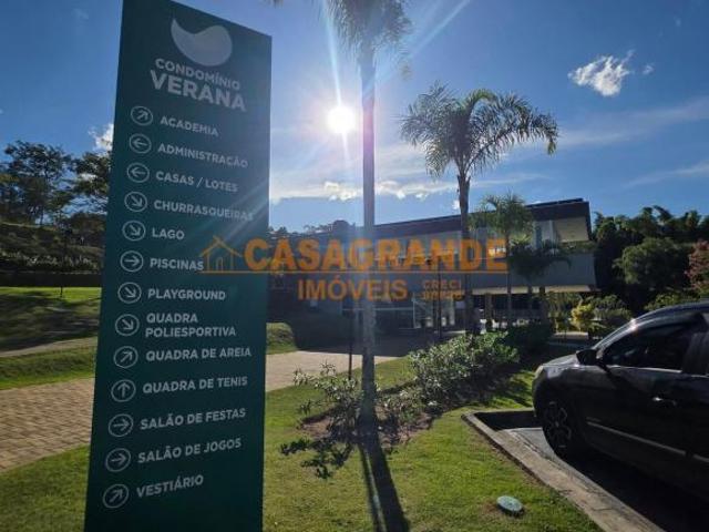 Terreno à Venda 377m² com Vista para Serra Condomínio Verana
