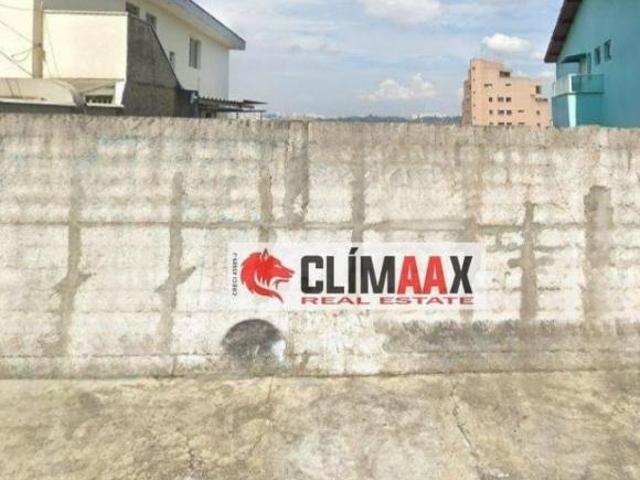 Terreno à venda com 379 m² em aclive, entrada para duas ruas e excelente localização