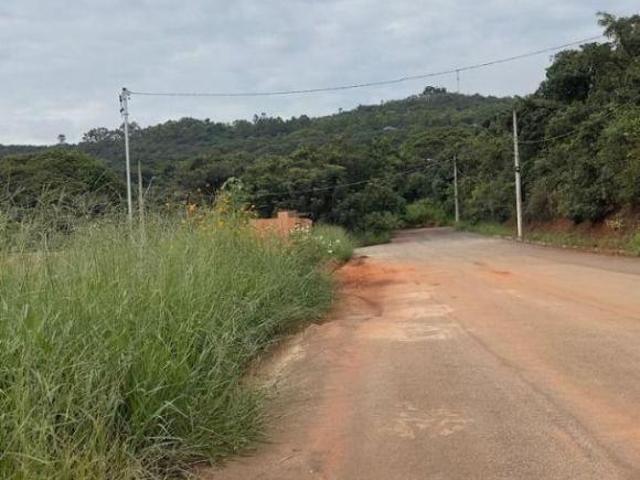 Terreno à venda, 400 m² por R$ 150.000 Centro Itatiaiuçu/MG