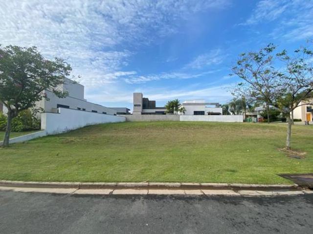 Terreno à venda, 450 m² por R$ 850.000,00 Alphaville Nova Esplanada III Votorantim/SP